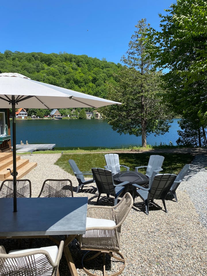 Cozy Cottage On Pristine Private Lake - Val-des-Monts