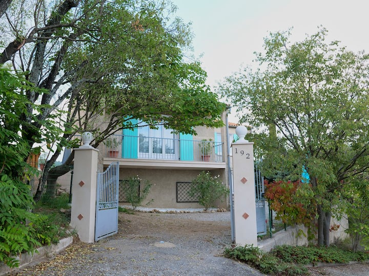 Jolie Villa Provençale De Charme Avec Piscine ! - Manosque