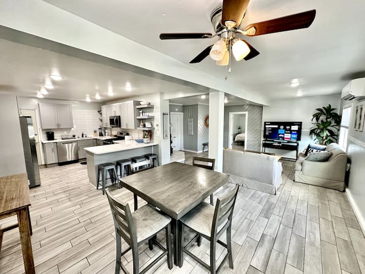 Ocean Ave Oasis; Spacious 3 Br, 2ba - Wildwood, NJ