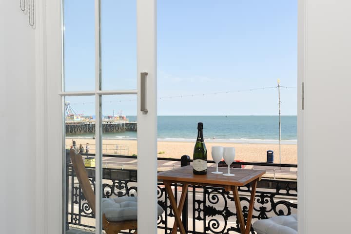 Stunning Beach Front Luxury Apt W/balcony Sleeps 6 - West Sussex