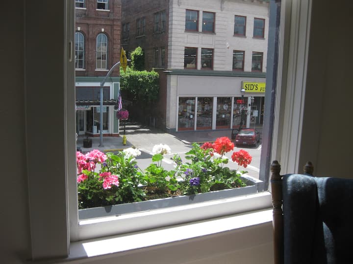The "Heart Of Downtown Living" By Salemstays.com - Salem, OR