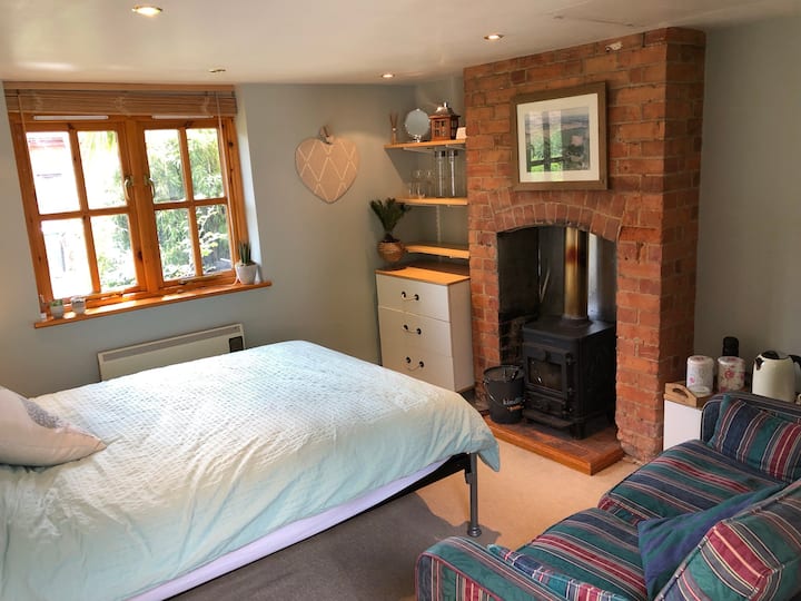 Garden Room In Quiet Oxfordshire Village - Lechlade