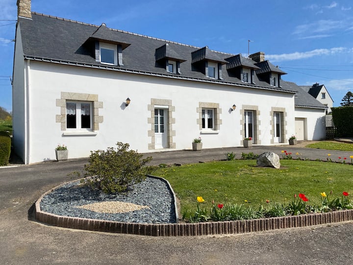 Maison De Vacances à La Campagne - Baud