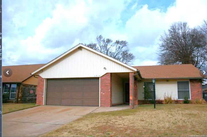 Cozy Home-family/business/gathering Place/expo - Broken Arrow, OK