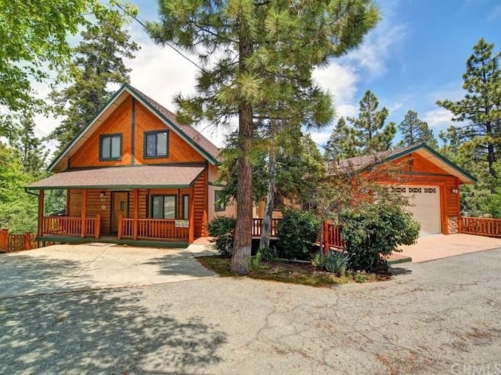 Walk To Bear Mt~4bd~hot Tub~game Room~multi Family - Big Bear Lake, CA