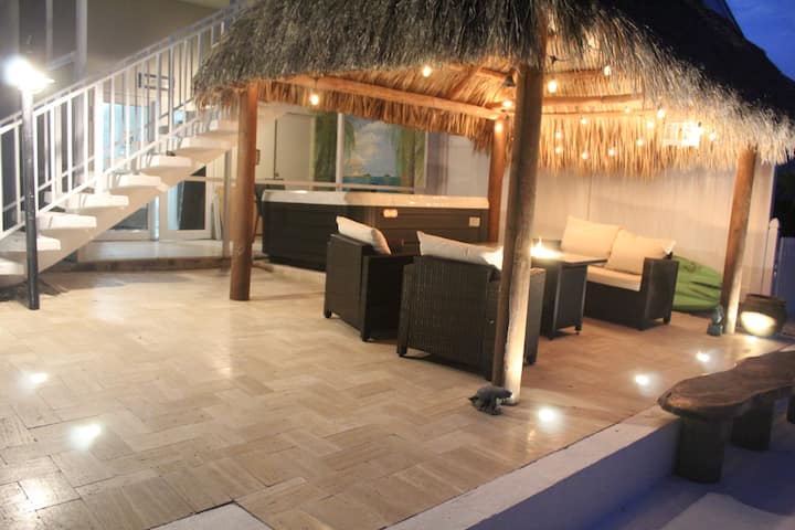 Tiki Retreat - Heart Of Plantation Key, Islamorada - Islamorada, FL
