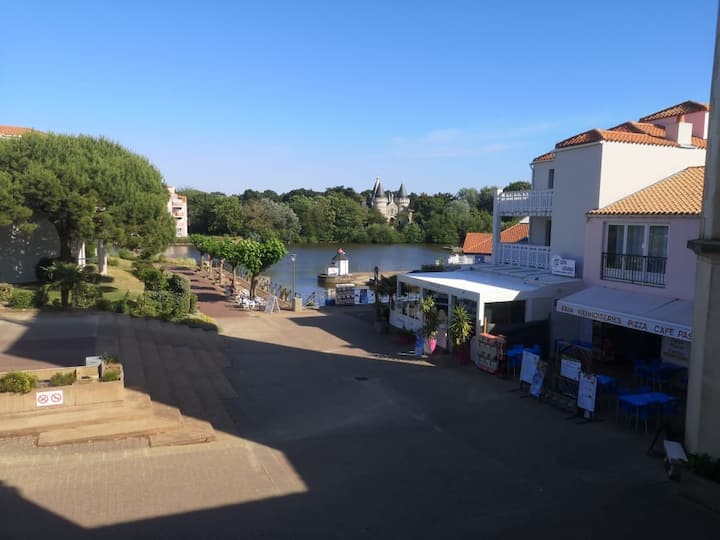 Appartement Pierre Et Vacances Face Au Lac - Jard-sur-Mer