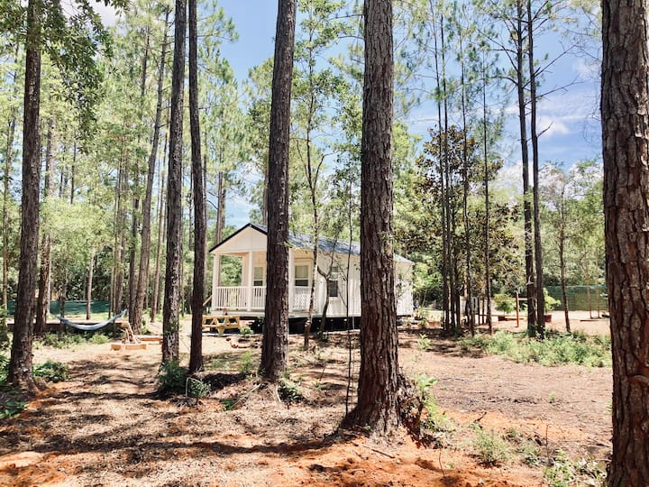 Bayfront Forest Cabin (With Kayaks) - Navarre, FL