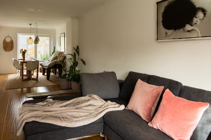 Cosy Modern House 15 Min From Warner Bros. Studio - Watford