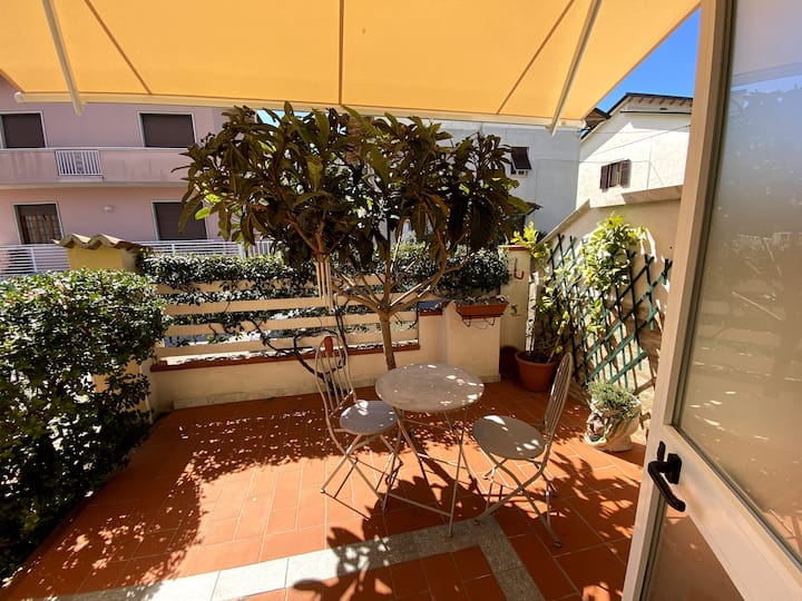 La Casina Del Mirto  Marina Di Carrara - Carrara