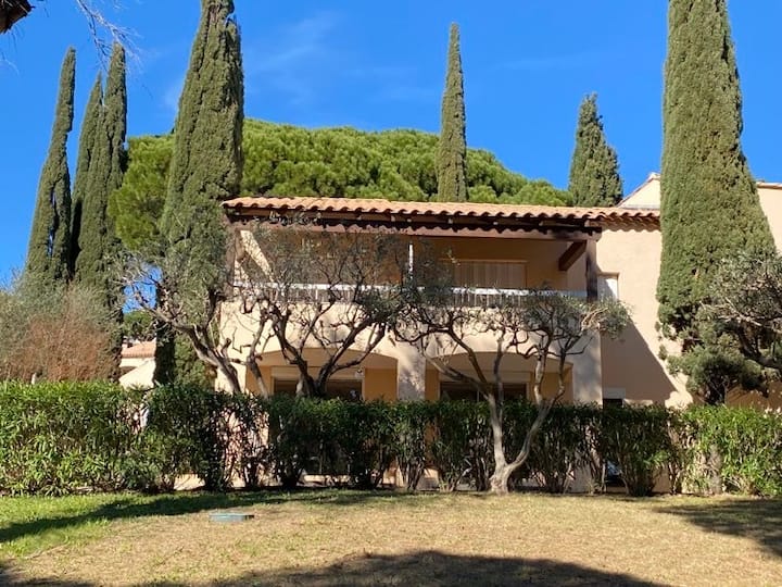 Superbe Appartement Avec Piscine à Sainte Maxime - Sainte-Maxime