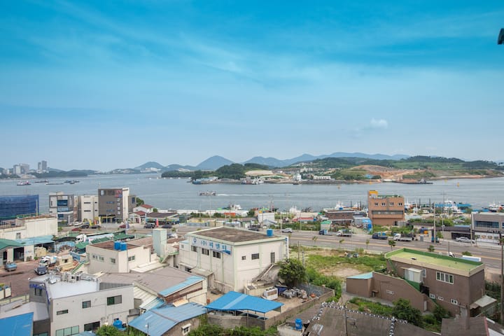 바라보는 야경이 아름다운 21년 신축 #오션뷰 #한달살이 #Ott - Yeosu-si