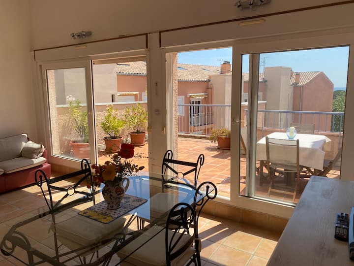 Appartement En Plein Cœur De Saint Aygulf - Les Issambres