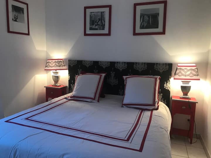Proche Calanques Belle Chambre Sur Jardin, Parking - Marseille