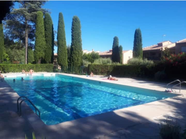 Charmant Appartement 2p-4 Pers Avec Accès Piscine - Vence