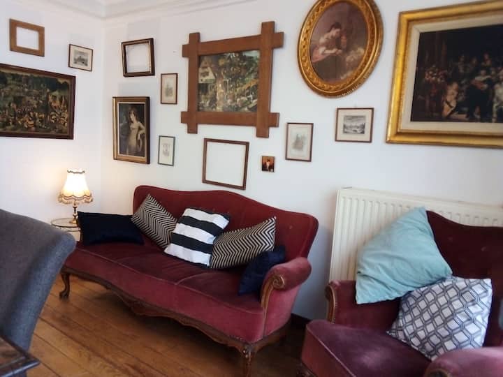 Etage Voor 3 Met Eigen Badkamer. - Antwerp