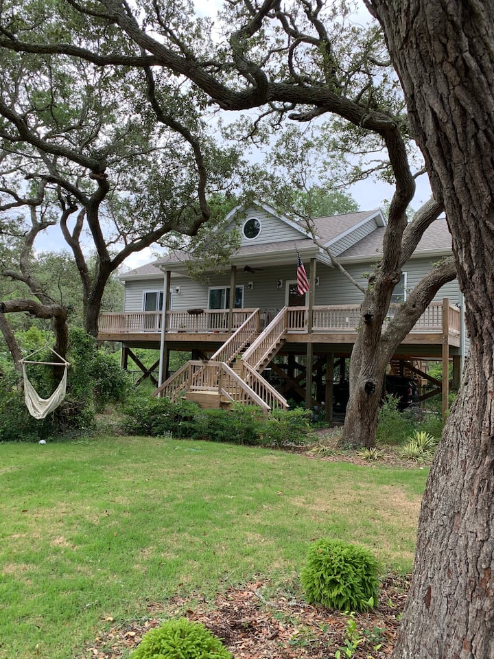 Soyez Les Bienvenus A "La Cabane" - Holden Beach, NC