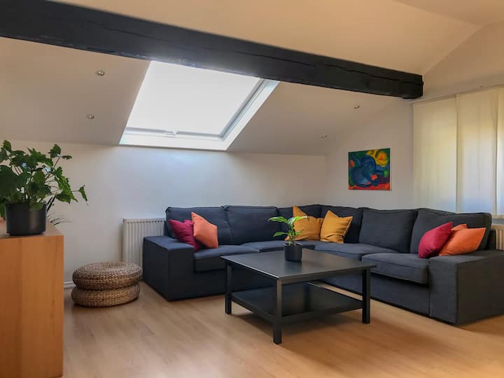 Raum Bergblick In Feldbergnähe - Kelkheim