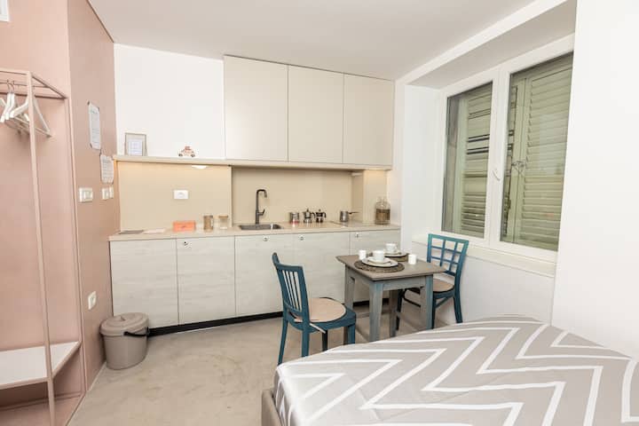 Lovely Studio Apartment In Center Of Piran - Strunjan