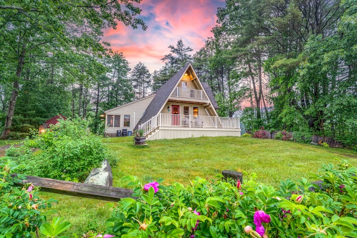 Quiet 3-bedroom Beach Cabin Getaway! - Wells, ME