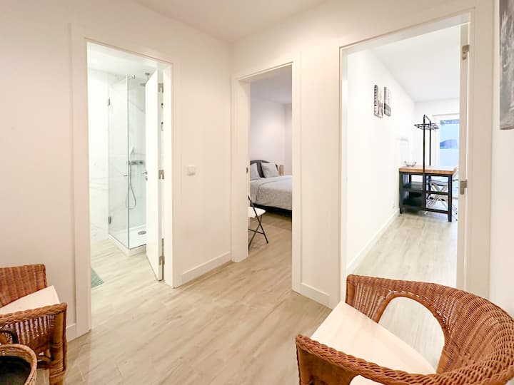 Rato Metro 1 Br Apartment With Lemon Tree Garden - Campo de Ourique