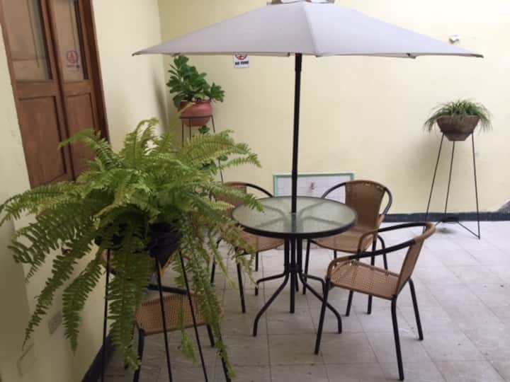 Casa Agradable Con Terraza Y Mucha Iluminación. - Popayán