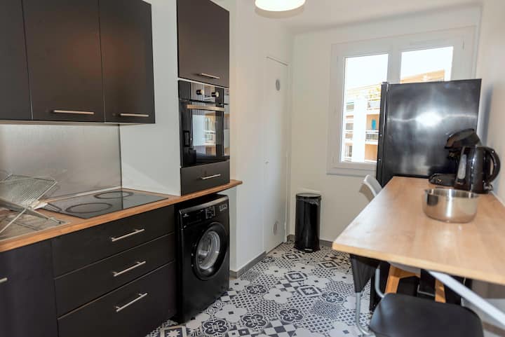 Le Crystal ⭐️ 3 Chambres  7 ´ / 10´ Clim - Toulon