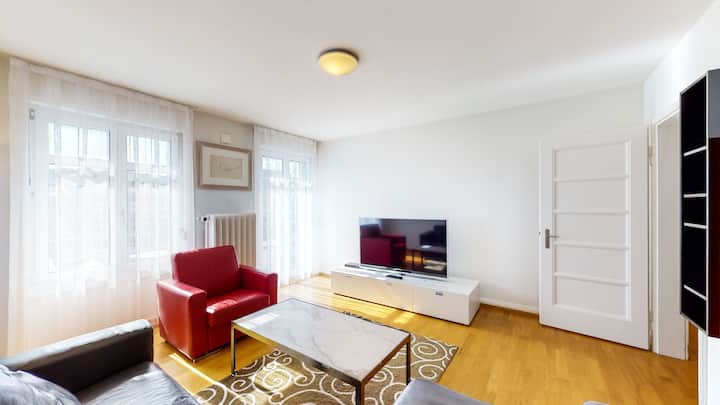 3br City Flat Near Bellevue! Sf6 - 