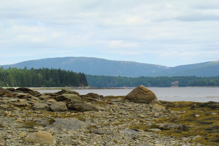 Sleeps 11 Entire House - Both Levels Listing! - Bar Harbor, ME