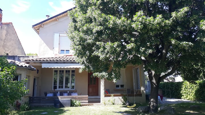 Maison Au Calme-idéale Familles Ou Groupe -5 Chbrs - Orange