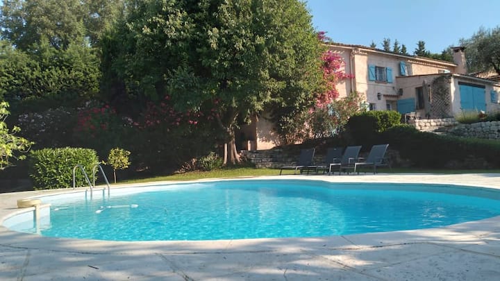Magnifique Villa Provencale Avec Piscine - Grasse