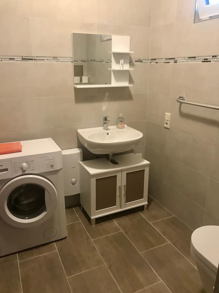 Ruhige 2zimmer Ferienwohnung In Der Stadtmitte - Bendorf