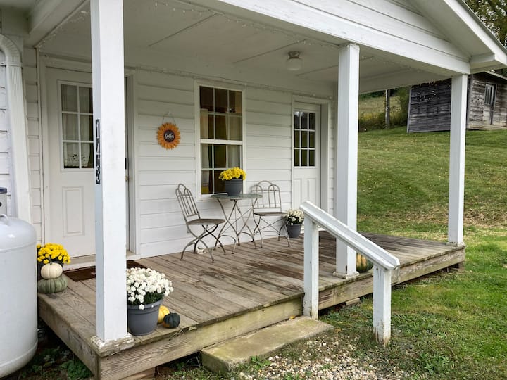 Gracie's Farmhouse - West Jefferson