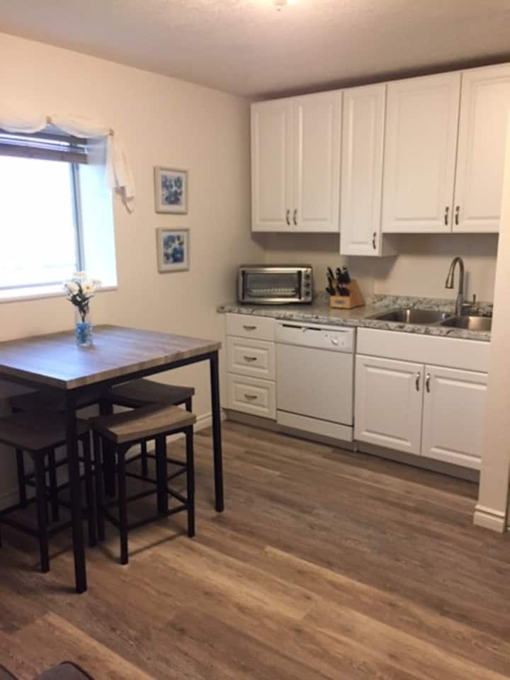 Quiet And Cozy, 1 Bedroom Guest Suite. - Preston, ID