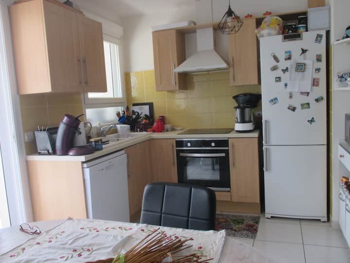 Chambre Spacieuse Dans Appartement En Résidence - Perpignan