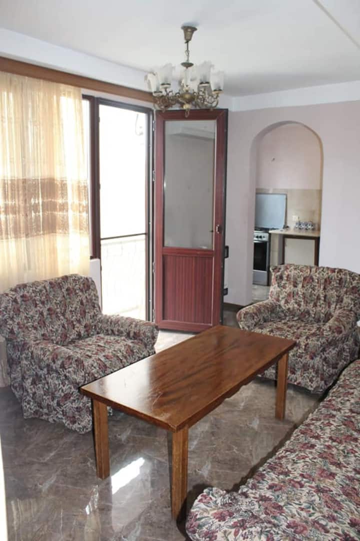 Lovely Apartment Near The Sea - Batumi
