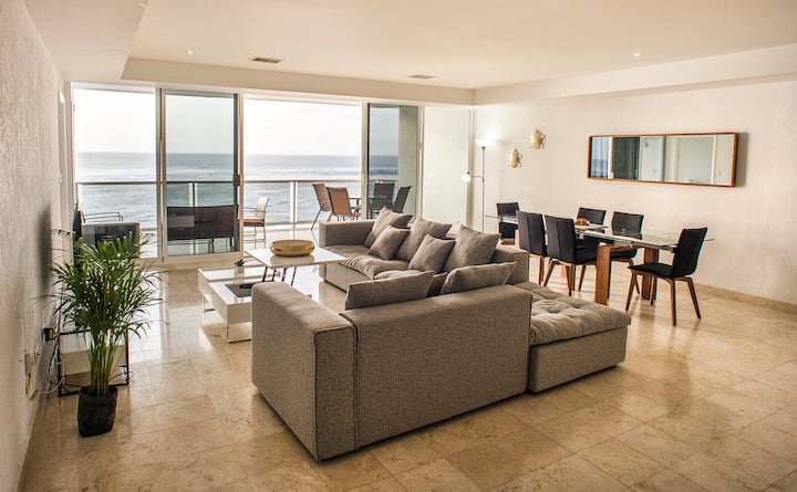 Beautiful 3 Br Ocean Front Condo Best Sunset View - Cozumel