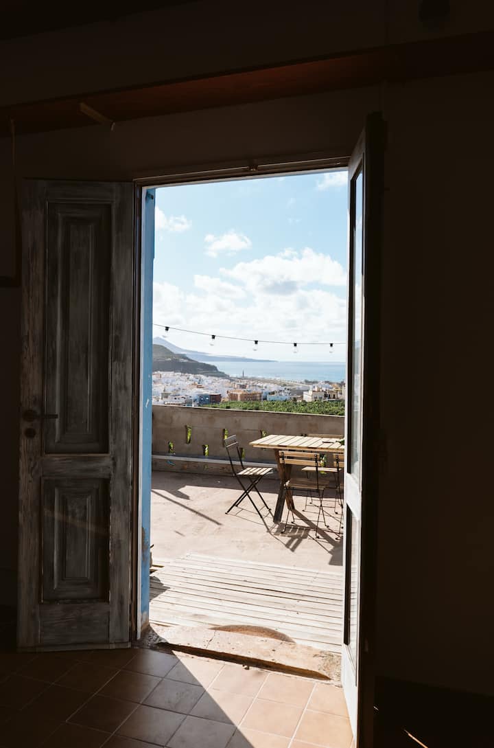 The Tortuga Blue House - Arucas