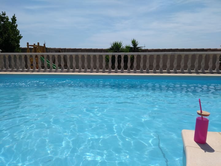 La Maison Des Familles Climatisée Piscine Et Spa - Port-de-Bouc