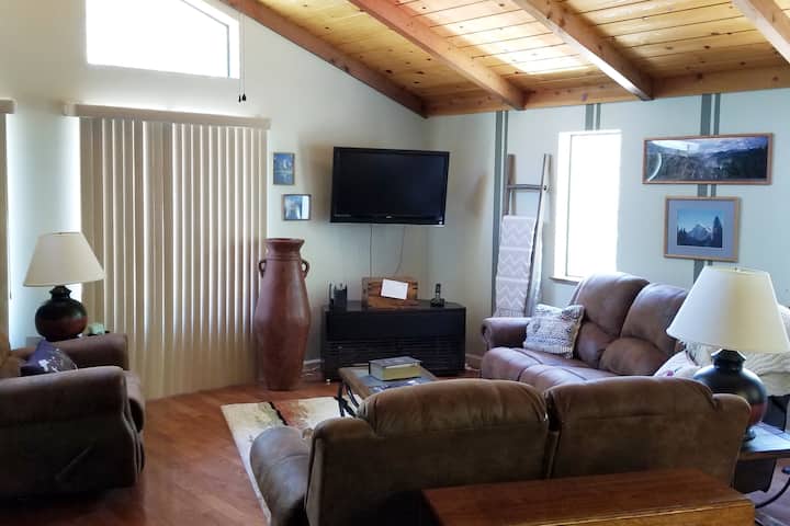 Tennant Station-come Enjoy A Relaxing Vacation - Groveland, CA