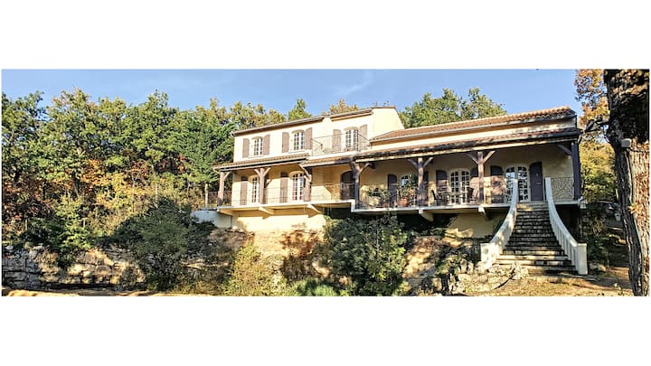 Maison/villa- Piscine-8 Pers- Calme Absolu-vue Lac - Brive-la-Gaillarde