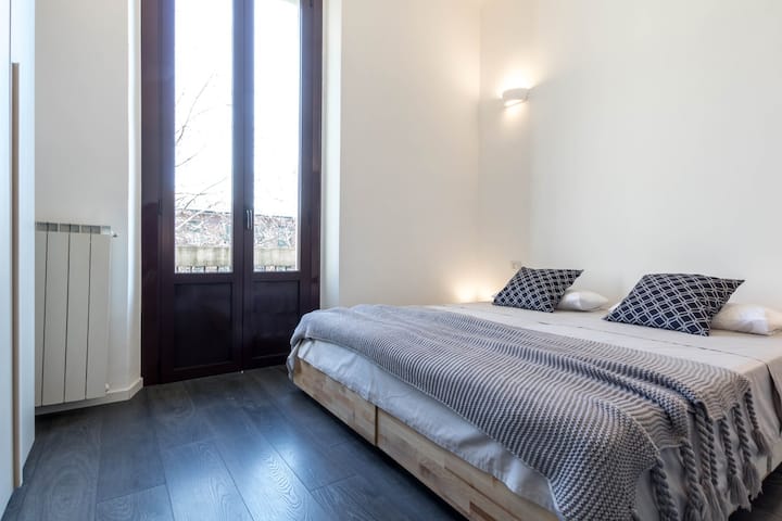 Ampia E Luminosa Camera Singola In Bocconi - Milan