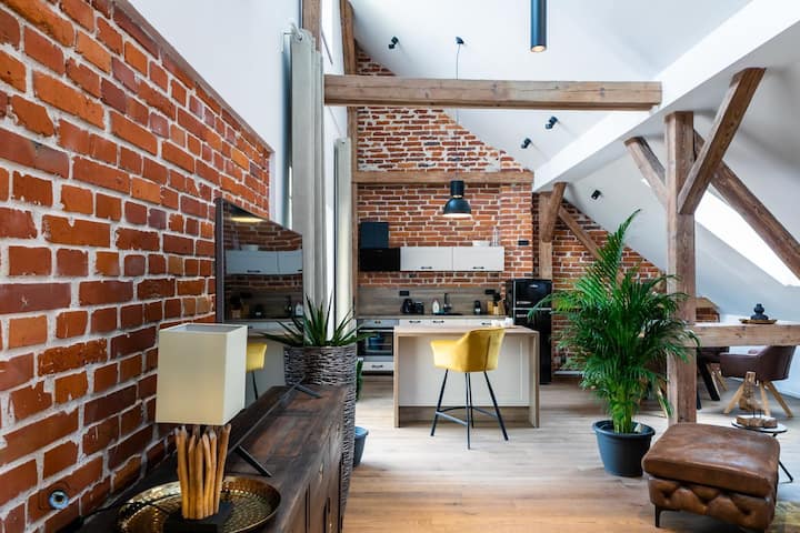 Sting Old Town Ostrava "Loft Black" - Ostrava