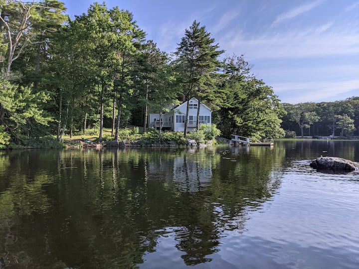 Waterfront Home On Beautiful Biscay Pond In Maine - Damariscotta, ME