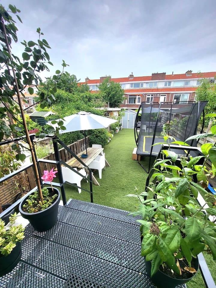 Great Family Beach House, Big Garden, Free Parking - Scheveningen