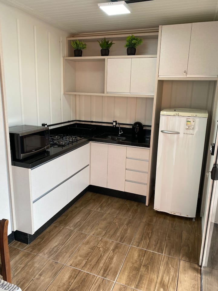 Beto Carrero A 1 Km E Praia A 400 M: P/8 Pessoas - Penha