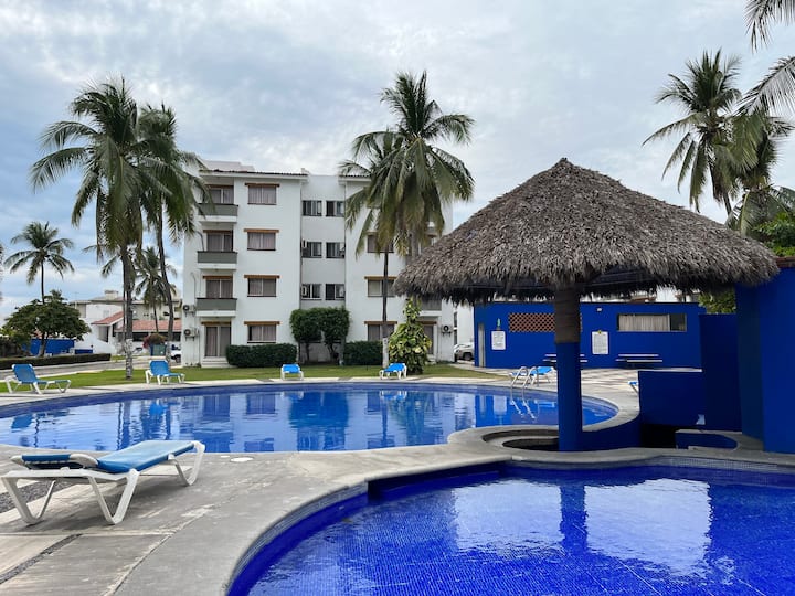 Departamento En Suites Las Palmas Manzanillo - Manzanillo