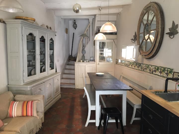 Sète: Charmante Maison De Ville - Balaruc-le-Vieux
