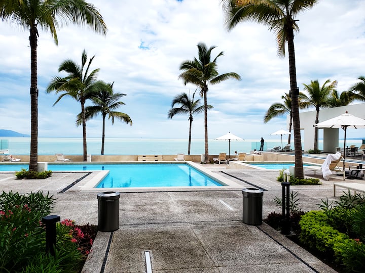 Relaxing Oceanfront Studio Beach Condo - Harbor171 - Puerto Vallarta