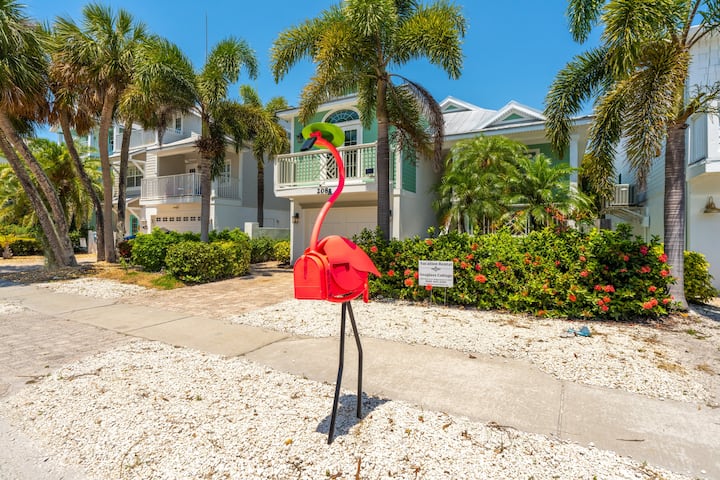 Sea Glass Cottage - Anna Maria Island, FL